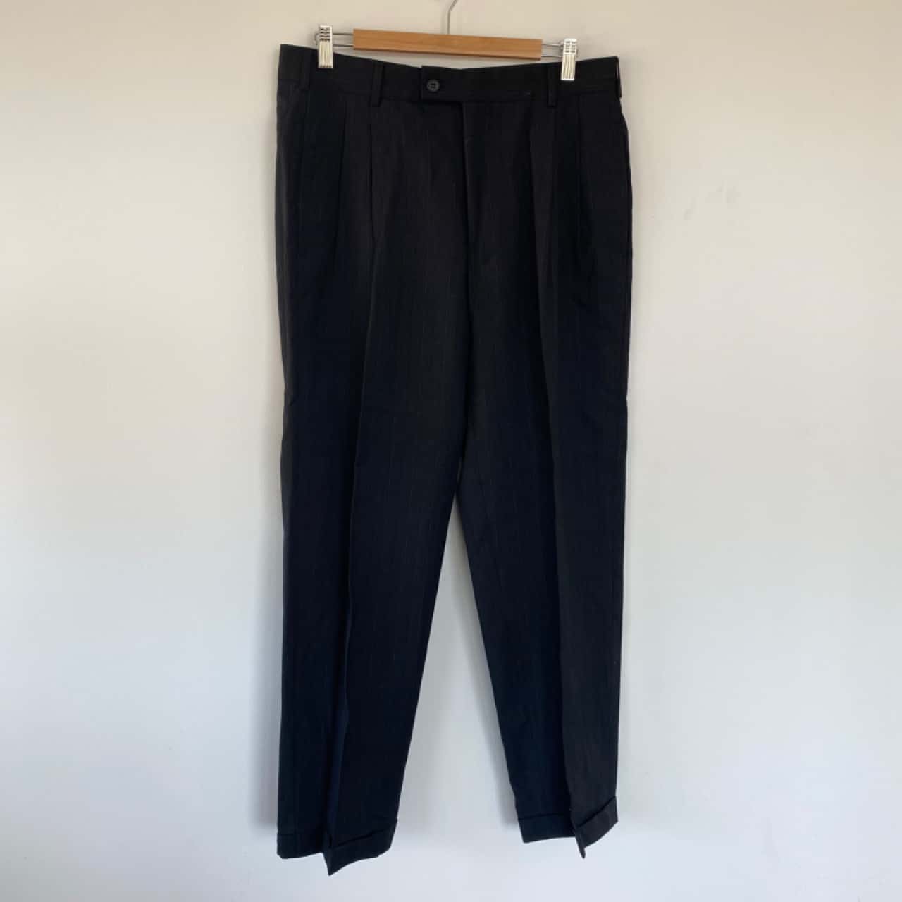 Flair Woolmark Pure Wool Black Pinstripe Suit Size Chest 102 Waist 89(s)