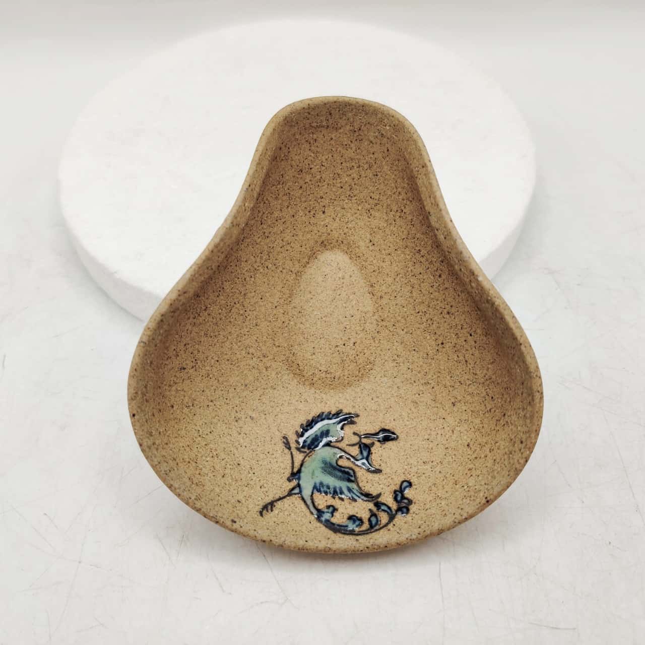 Hong Jain Pottery Serving/Pouring Dish