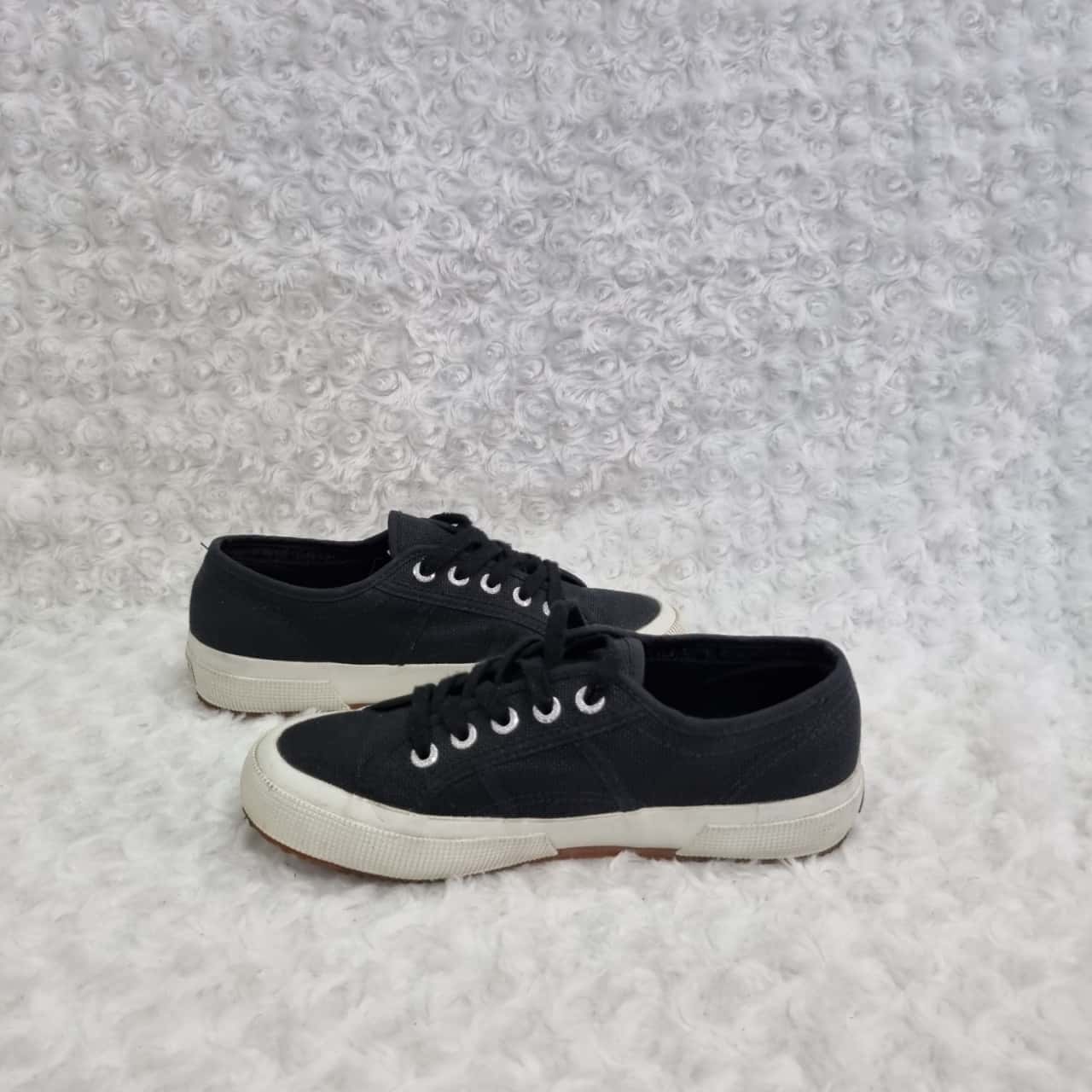 Superga Womens Sneakers Size 36 Black / White (s)